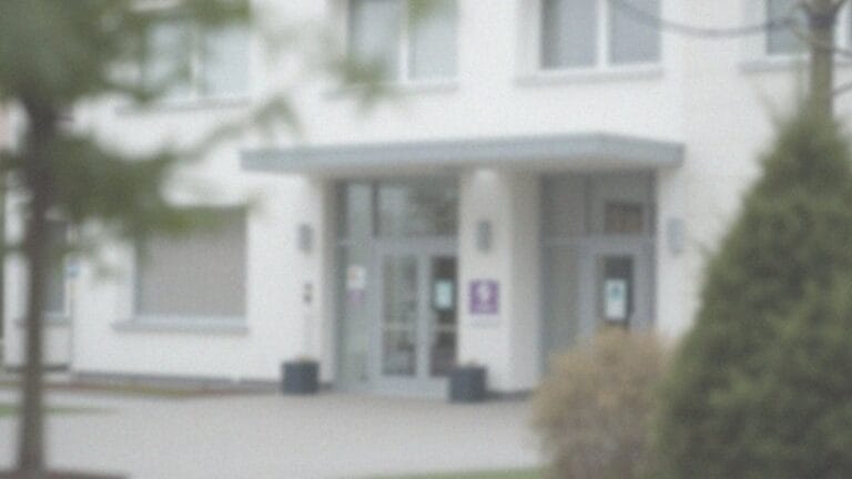 Jak bada reumatolog? Przewodnik po wizycie i diagnostyce